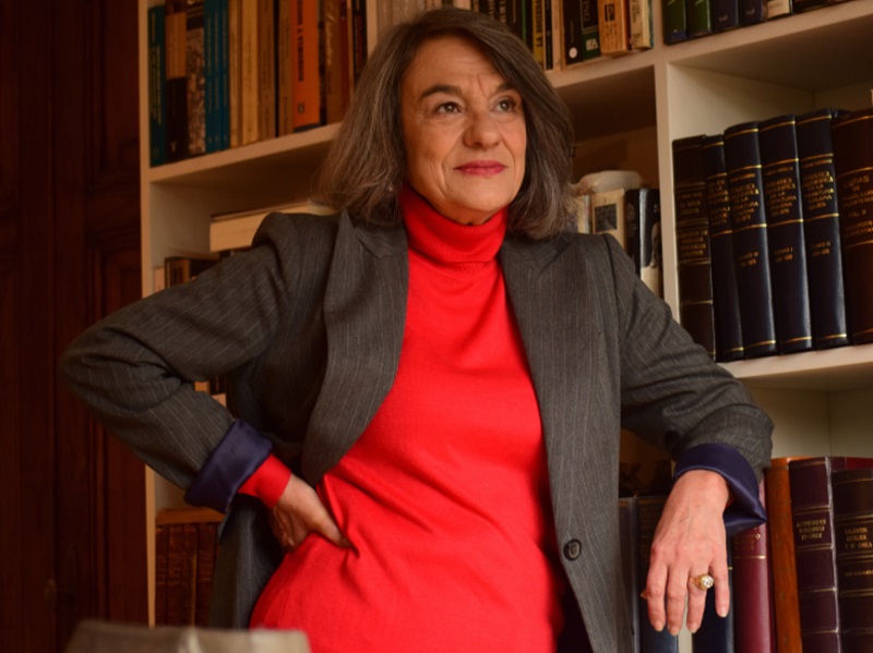 Sol Serrano recibe Premio Nacional de Historia | Archivo Nacional